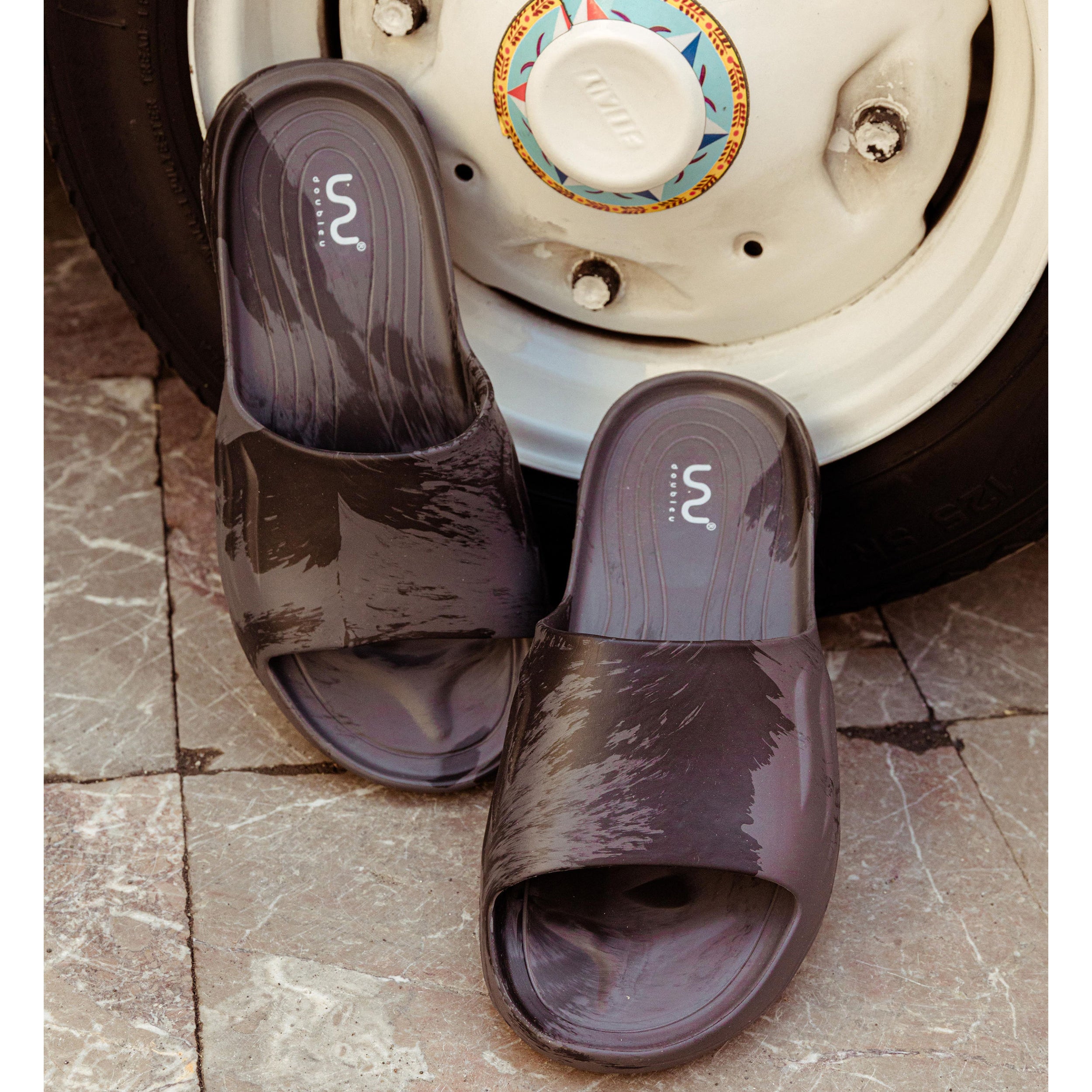 Ultra Sporty Slide Soft Dr Anti-Skid Slipper for Men Carbone Black Car ...